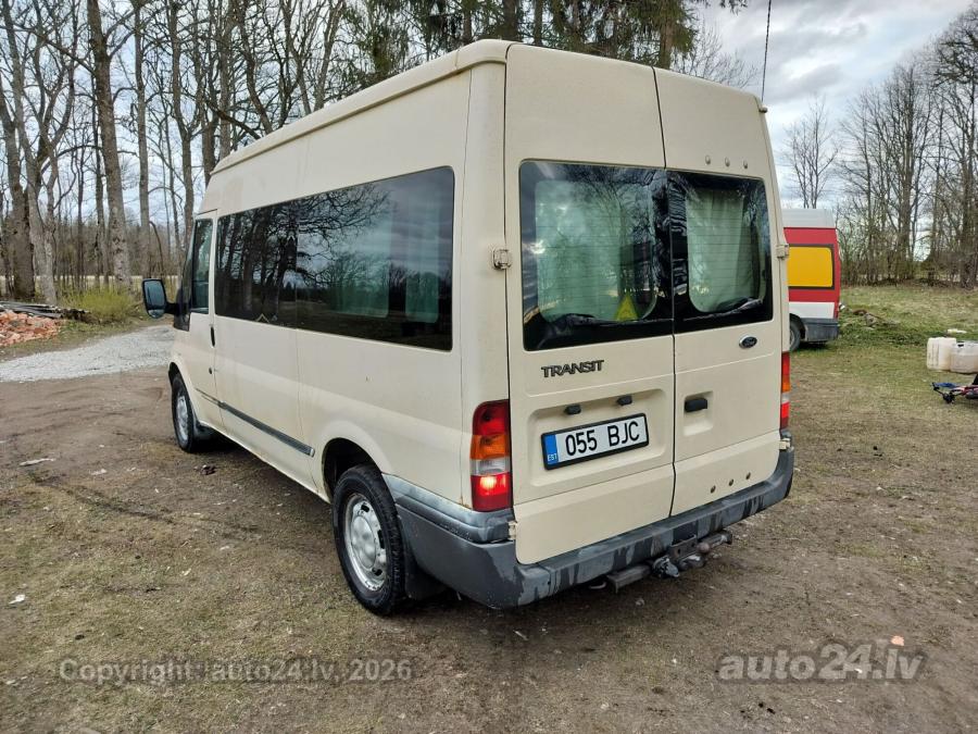 Beige Ford Transit 2004 in Rapla, with an engine capacity of 2.40 L and mileage of 315 thousand km for 4500 €, photo 7 on AUTOMOTO.COM.LV