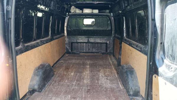 Black Ford Transit 1998 in Kaunas, with an engine capacity of 0.00 L and mileage of 423 thousand km for 1000 €, photo 6 on AUTOMOTO.COM.LV