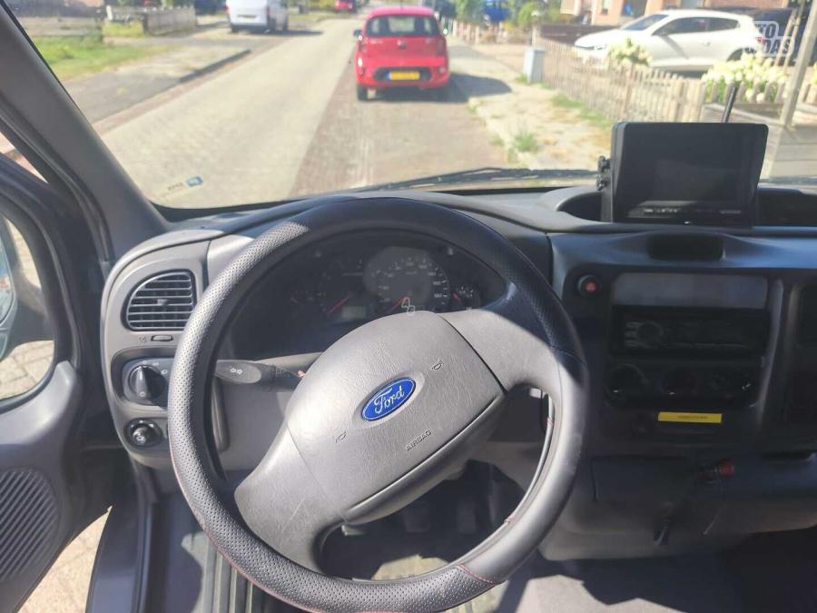 Black Ford Transit 2004 in Vilnius, with an engine capacity of 2.00 L and mileage of 317 thousand km for 5555 €, photo 12 on AUTOMOTO.COM.LV