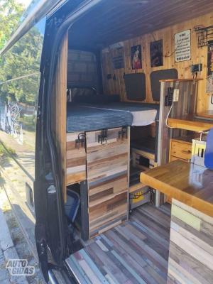 Black Ford Transit 2004 in Vilnius, with an engine capacity of 2.00 L and mileage of 317 thousand km for 5555 €, photo 17 on AUTOMOTO.COM.LV