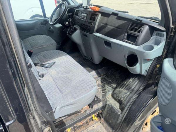 Melns Ford Transit 2011 Radviliškis, ar dzinēja tilpumu 2.20 L un nobraukumu 237 tūkst. km par 1750 €, foto 10 vietnē AUTOMOTO.COM.LV