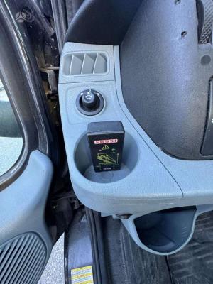 Black Ford Transit 2011 in Siauliai, with an engine capacity of 2.40 L and mileage of 270 thousand km for 8100 €, photo 8 on AUTOMOTO.COM.LV