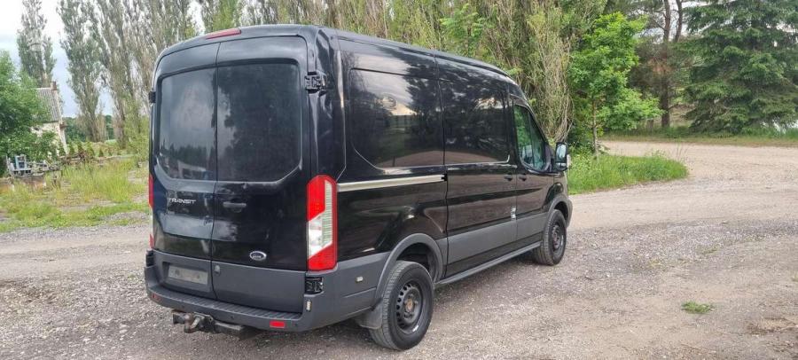 Melns Ford Transit 2015 Tauragė, ar dzinēja tilpumu 2.20 L un nobraukumu 260 tūkst. km par 6200 €, foto 4 vietnē AUTOMOTO.COM.LV