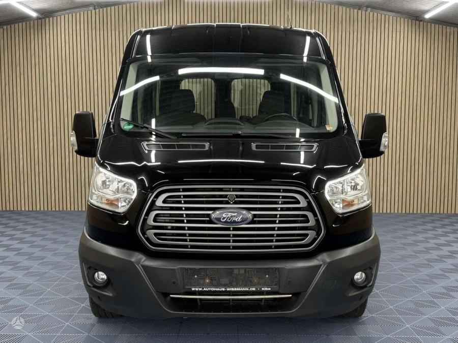 Black Ford Transit 2018 in Marijampole, with an engine capacity of 2.00 L and mileage of 244 thousand km for 13200 €, photo 4 on AUTOMOTO.COM.LV