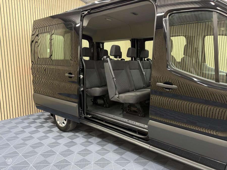 Black Ford Transit 2018 in Marijampole, with an engine capacity of 2.00 L and mileage of 244 thousand km for 13200 €, photo 11 on AUTOMOTO.COM.LV