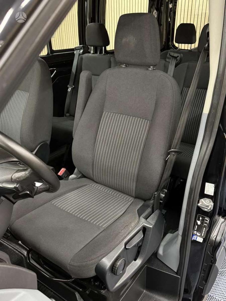 Black Ford Transit 2018 in Marijampole, with an engine capacity of 2.00 L and mileage of 244 thousand km for 13200 €, photo 15 on AUTOMOTO.COM.LV