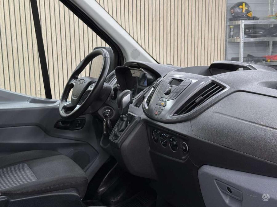Black Ford Transit 2018 in Marijampole, with an engine capacity of 2.00 L and mileage of 244 thousand km for 13200 €, photo 16 on AUTOMOTO.COM.LV