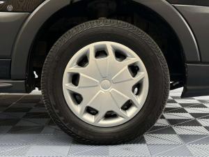 Black Ford Transit 2018 in Marijampole, with an engine capacity of 2.00 L and mileage of 244 thousand km for 13200 €, photo 26 on AUTOMOTO.COM.LV