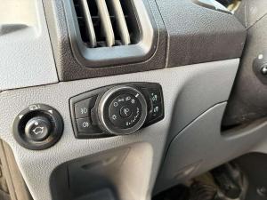 Melns Ford Transit 2019 Panevēža, ar dzinēja tilpumu 2.00 L un nobraukumu 448 tūkst. km par 5800 €, foto 20 vietnē AUTOMOTO.COM.LV