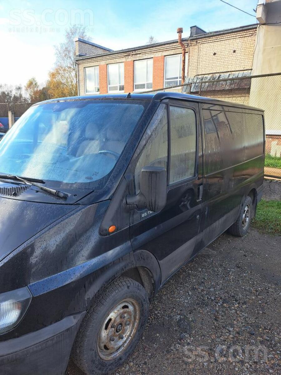 Melns Ford Transit 2002 Valmiera, ar dzinēja tilpumu 2.00 L un nobraukumu 300 tūkst. km par 2200 €, foto 2 vietnē AUTOMOTO.COM.LV