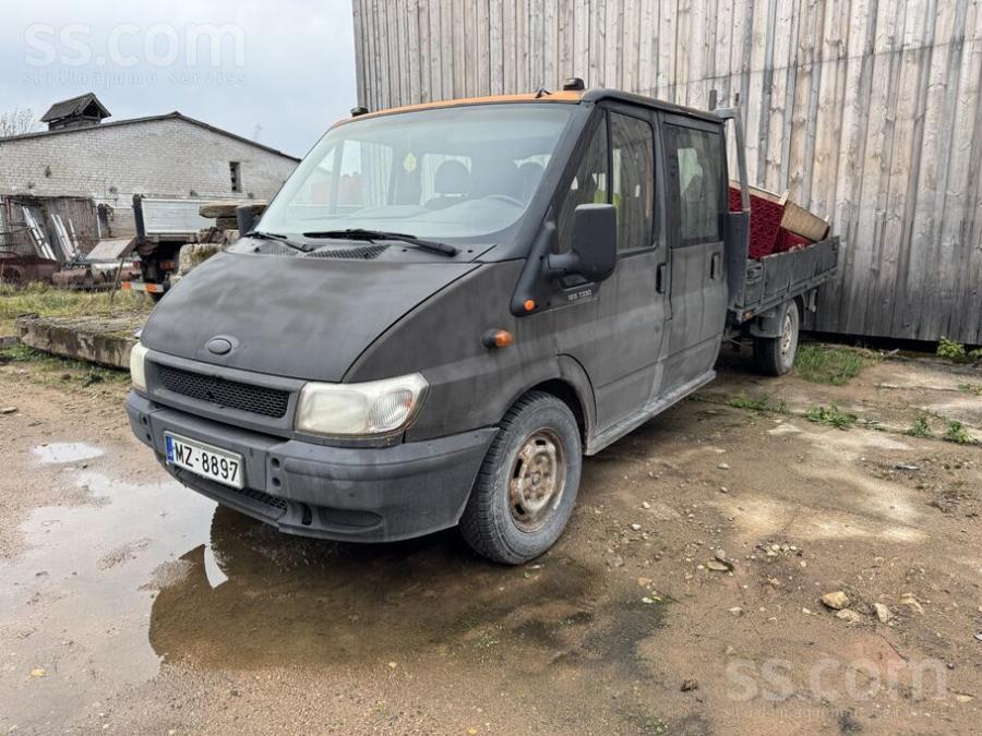 Black Ford Transit 2004 in Cesis, with an engine capacity of 2.40 L and mileage of 150 thousand km for 1000 €, photo 1 on AUTOMOTO.COM.LV