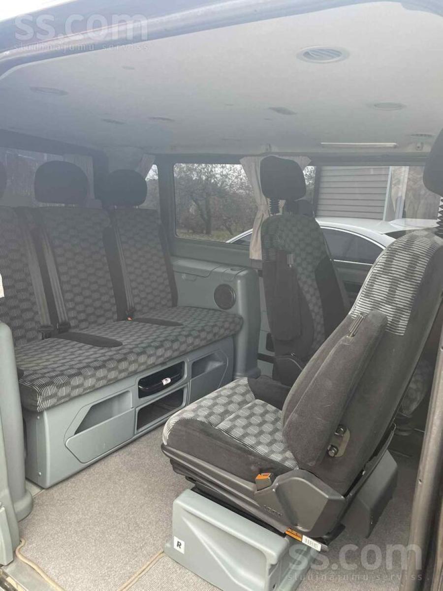 Melns Ford Transit 2009 Valka, ar dzinēja tilpumu 2.20 L un nobraukumu 261 tūkst. km par 11000 €, foto 7 vietnē AUTOMOTO.COM.LV