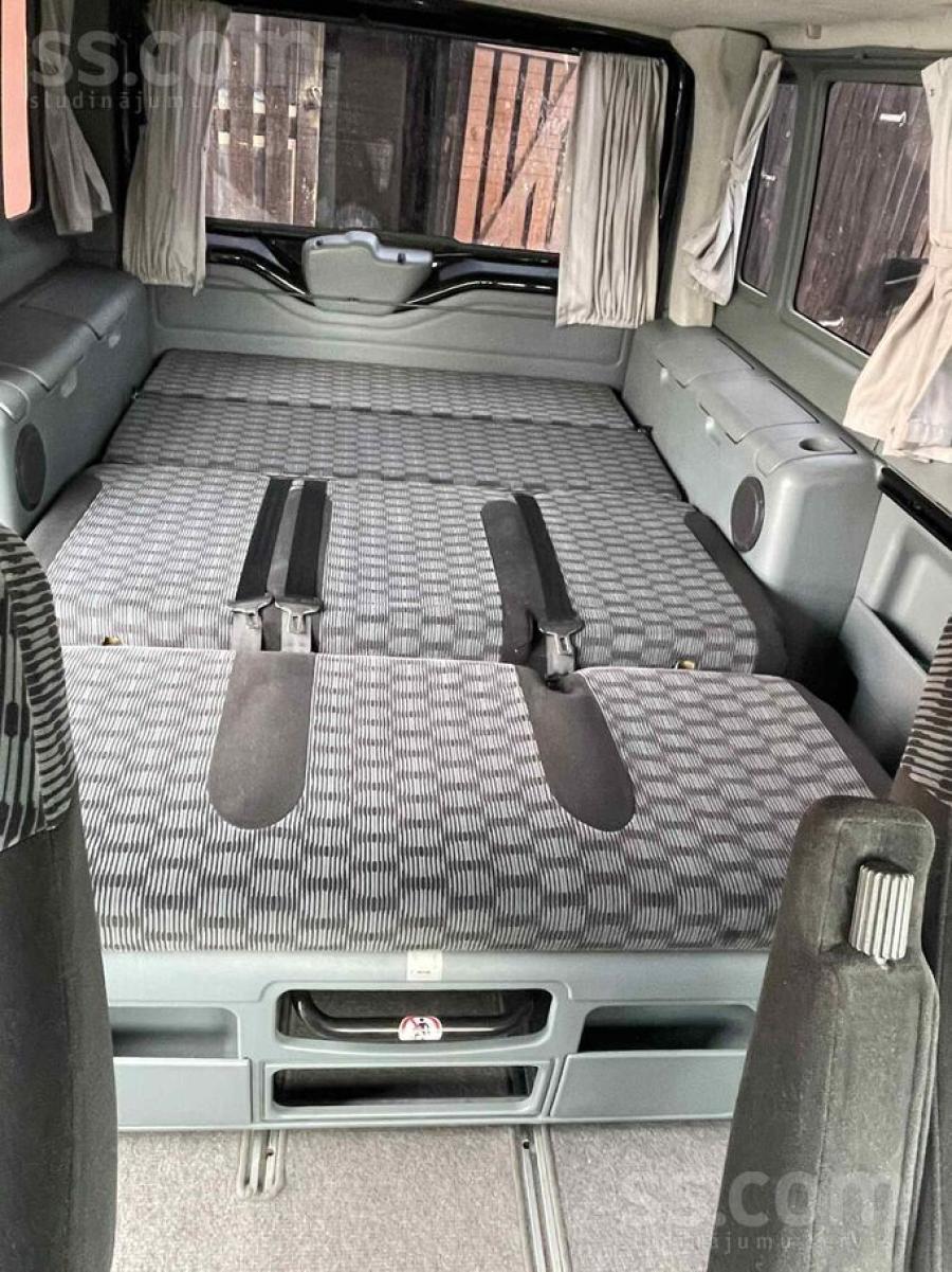 Melns Ford Transit 2009 Valka, ar dzinēja tilpumu 2.20 L un nobraukumu 261 tūkst. km par 11000 €, foto 8 vietnē AUTOMOTO.COM.LV