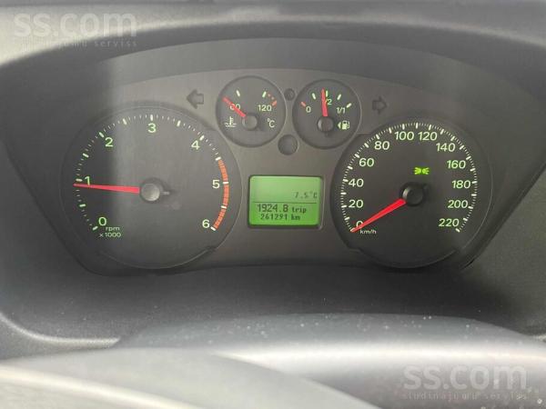 Melns Ford Transit 2009 Valka, ar dzinēja tilpumu 2.20 L un nobraukumu 261 tūkst. km par 11000 €, foto 10 vietnē AUTOMOTO.COM.LV