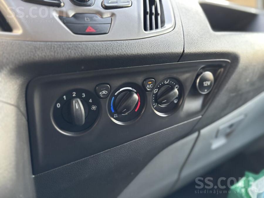 Melns Ford Transit 2013 Jelgava, ar dzinēja tilpumu 2.20 L un nobraukumu 144 tūkst. km par 6990 €, foto 12 vietnē AUTOMOTO.COM.LV