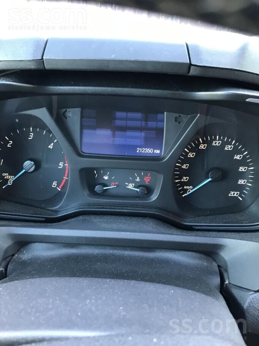 Melns Ford Transit 2014 Liepāja, ar dzinēja tilpumu 2.20 L un nobraukumu 211 tūkst. km par 14000 €, foto 3 vietnē AUTOMOTO.COM.LV