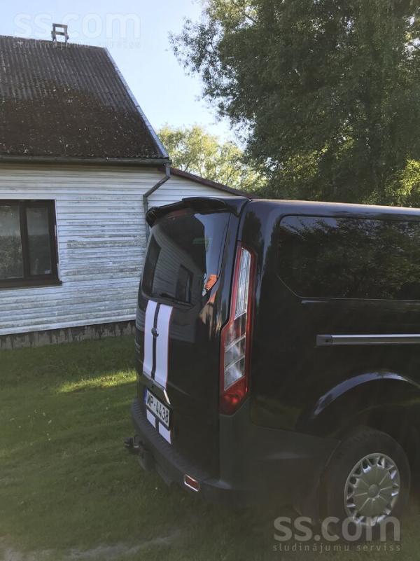 Black Ford Transit 2014 in Liepaja, with an engine capacity of 2.20 L and mileage of 211 thousand km for 14000 €, photo 7 on AUTOMOTO.COM.LV