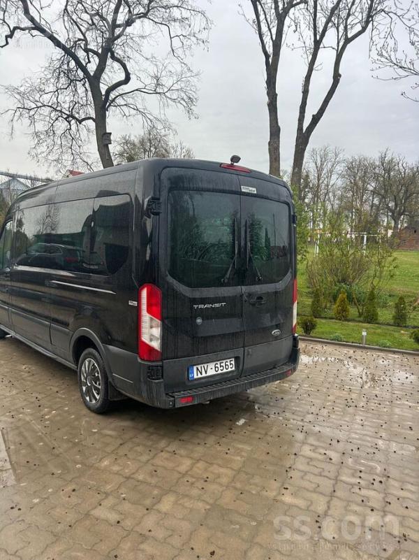 Black Ford Transit 2016 in Jelgava, with an engine capacity of 2.00 L and mileage of 272 thousand km for 8500 €, photo 3 on AUTOMOTO.COM.LV