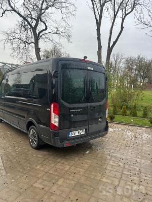 Black Ford Transit 2016 in Jelgava, with an engine capacity of 2.00 L and mileage of 272 thousand km for 8500 €, photo 4 on AUTOMOTO.COM.LV