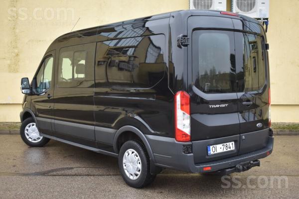 Black Ford Transit 2017 in Talsi, with an engine capacity of 2.00 L and mileage of 153 thousand km for 13500 €, photo 2 on AUTOMOTO.COM.LV