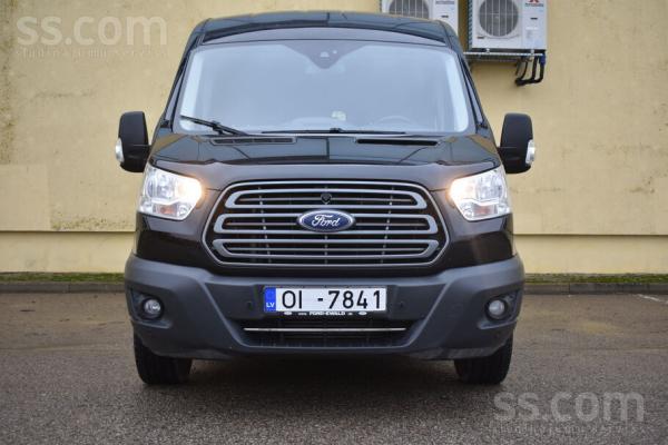 Black Ford Transit 2017 in Talsi, with an engine capacity of 2.00 L and mileage of 153 thousand km for 13500 €, photo 3 on AUTOMOTO.COM.LV