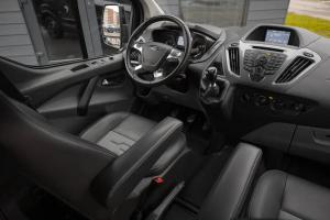 Black Ford Transit 2017 in Jelgava, with an engine capacity of 2.00 L and mileage of 160 thousand km for 15950 €, photo 14 on AUTOMOTO.COM.LV