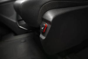 Black Ford Transit 2017 in Jelgava, with an engine capacity of 2.00 L and mileage of 160 thousand km for 15950 €, photo 16 on AUTOMOTO.COM.LV