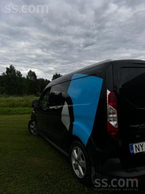 Melns Ford Transit 2017 Valmiera, ar dzinēja tilpumu 1.00 L un nobraukumu 113 tūkst. km par 7500 €, foto 3 vietnē AUTOMOTO.COM.LV