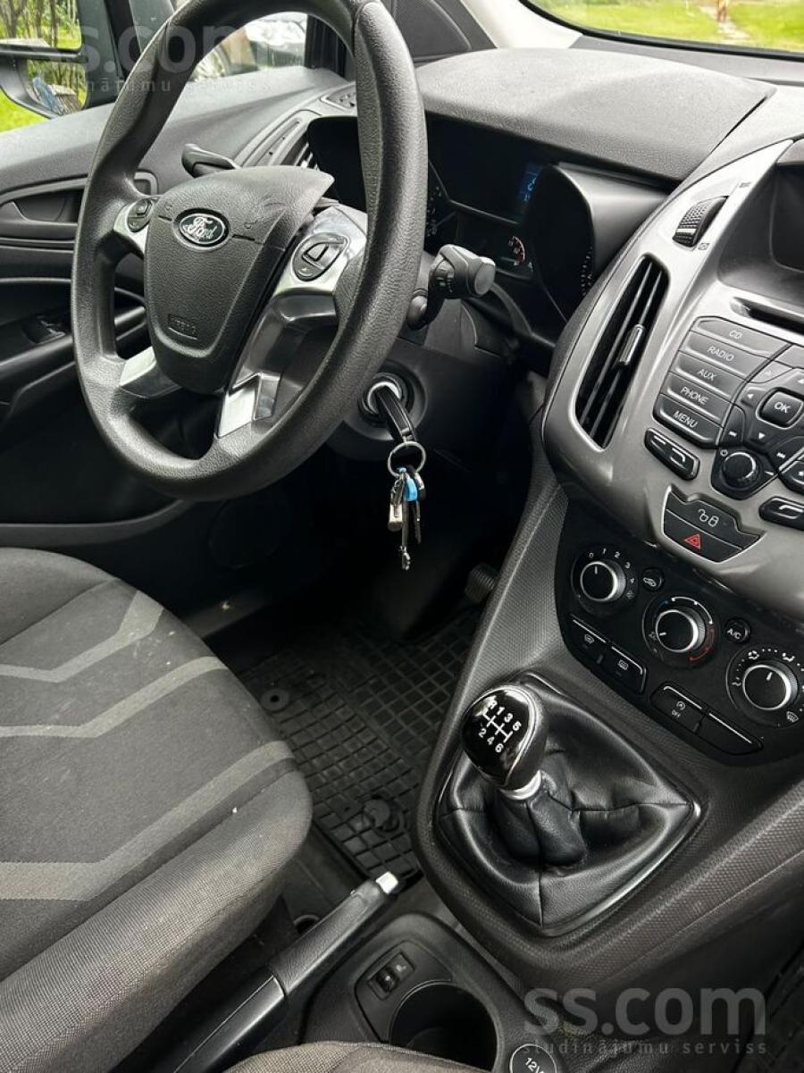 Melns Ford Transit 2017 Valmiera, ar dzinēja tilpumu 1.00 L un nobraukumu 113 tūkst. km par 7500 €, foto 6 vietnē AUTOMOTO.COM.LV
