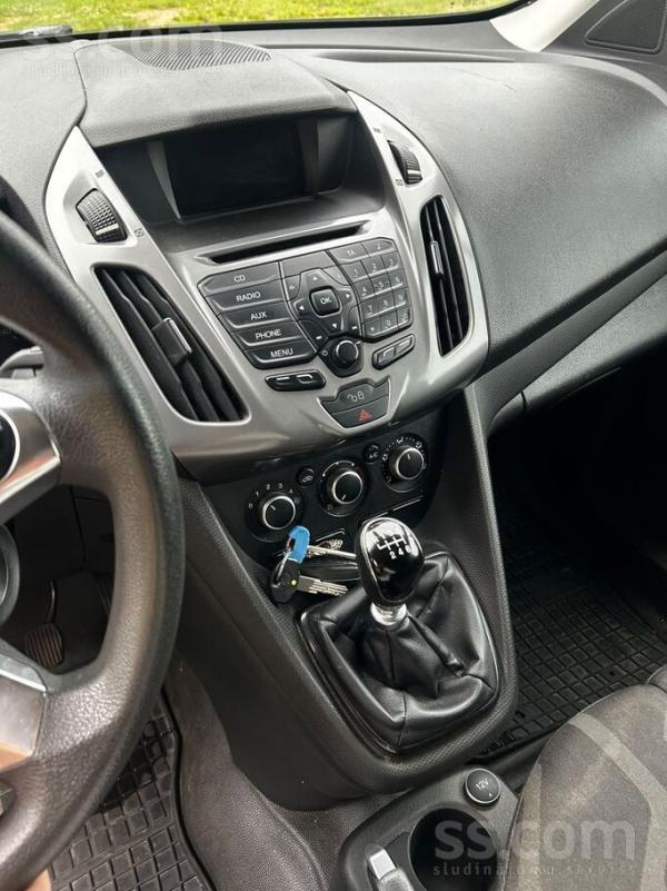 Melns Ford Transit 2017 Valmiera, ar dzinēja tilpumu 1.00 L un nobraukumu 113 tūkst. km par 7500 €, foto 6 vietnē AUTOMOTO.COM.LV