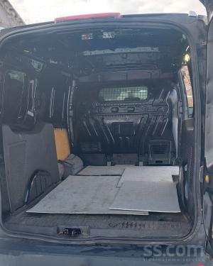 Melns Ford Transit 2017 Valmiera, ar dzinēja tilpumu 1.00 L un nobraukumu 113 tūkst. km par 7500 €, foto 12 vietnē AUTOMOTO.COM.LV