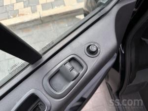 Melns Ford Transit 2017 Jelgava, ar dzinēja tilpumu 2.00 L un nobraukumu 0 tūkst. km par 7750 €, foto 14 vietnē AUTOMOTO.COM.LV