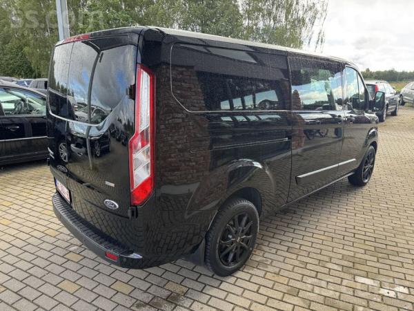 Black Ford Transit 2018 in Talsi, with an engine capacity of 2.00 L and mileage of 274 thousand km for 14800 €, photo 4 on AUTOMOTO.COM.LV