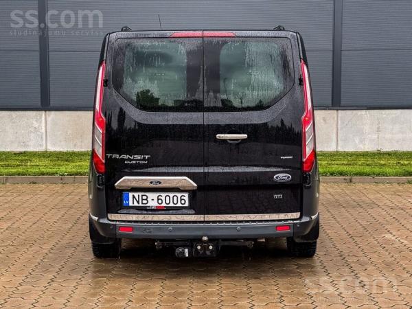 Black Ford Transit 2014 in Riga, with an engine capacity of 2.20 L and mileage of 363 thousand km for 10990 €, photo 10 on AUTOMOTO.COM.LV