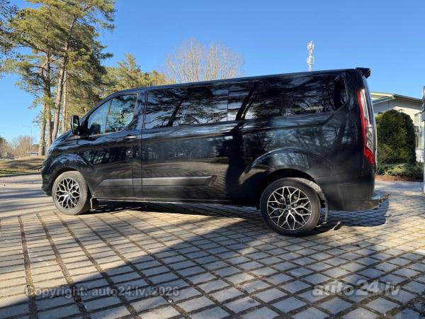 Black Ford Transit 2018 in Tallinn, with an engine capacity of 2.00 L and mileage of 169 thousand km for 20000 €, photo 5 on AUTOMOTO.COM.LV