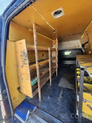 Blue Ford Transit 2009 in Cesis, with an engine capacity of 2.40 L and mileage of 353 thousand km for 8700 €, photo 14 on AUTOMOTO.COM.LV