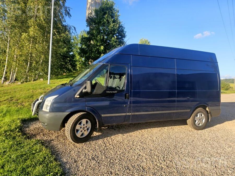 Blue Ford Transit 2009 in Cesis, with an engine capacity of 2.40 L and mileage of 353 thousand km for 8700 €, photo 19 on AUTOMOTO.COM.LV