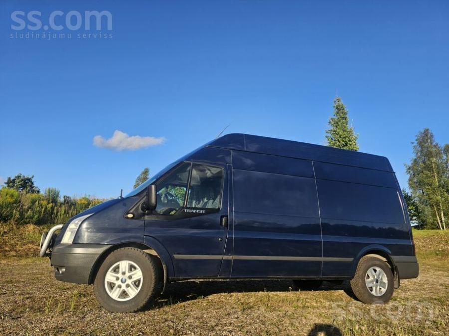 Blue Ford Transit 2009 in Cesis, with an engine capacity of 2.40 L and mileage of 353 thousand km for 8700 €, photo 25 on AUTOMOTO.COM.LV