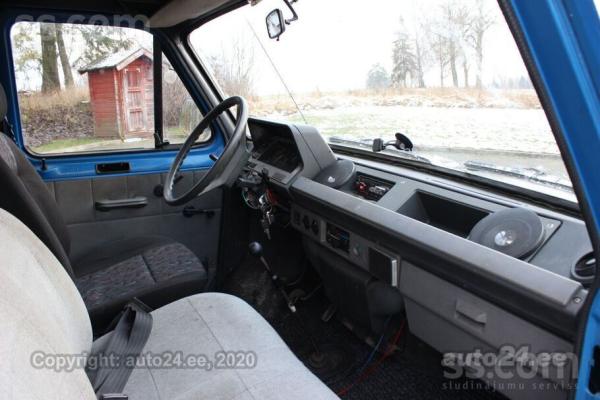 Blue Ford Transit 1985 in Tallinn, with an engine capacity of 2.50 L and mileage of 0 thousand km for 1200 €, photo 6 on AUTOMOTO.COM.LV