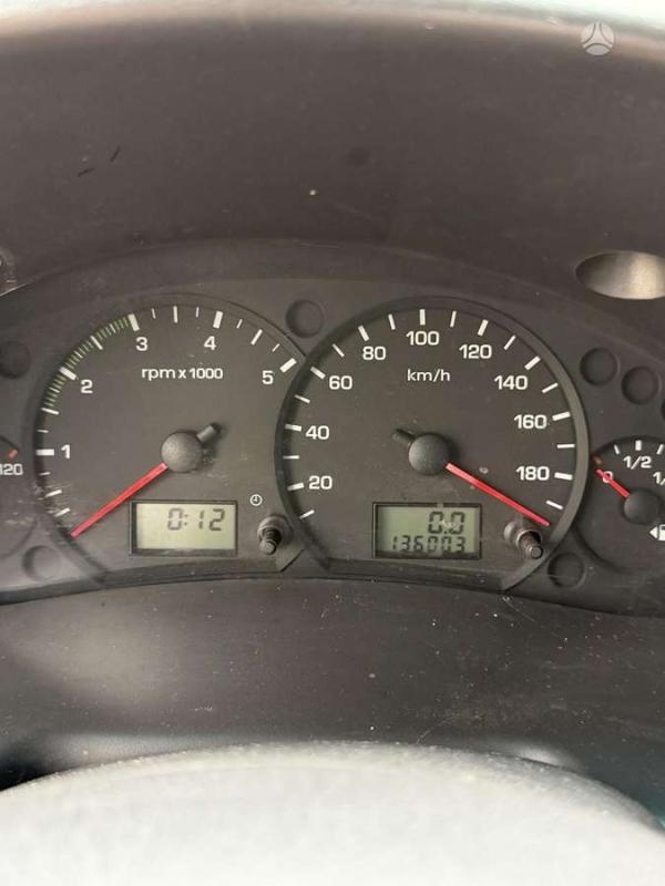 Blue Ford Transit 2006 in Kaunas, with an engine capacity of 2.40 L and mileage of 136 thousand km for 3400 €, photo 7 on AUTOMOTO.COM.LV