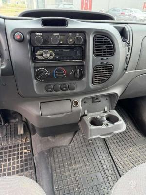 Blue Ford Transit 2006 in Kaunas, with an engine capacity of 2.40 L and mileage of 136 thousand km for 3400 €, photo 8 on AUTOMOTO.COM.LV