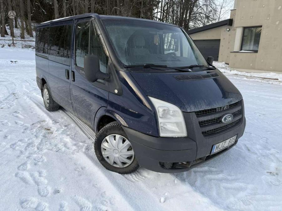Zils Ford Transit 2010 Viļņa, ar dzinēja tilpumu 2.20 L un nobraukumu 241 tūkst. km par 5300 €, foto 1 vietnē AUTOMOTO.COM.LV