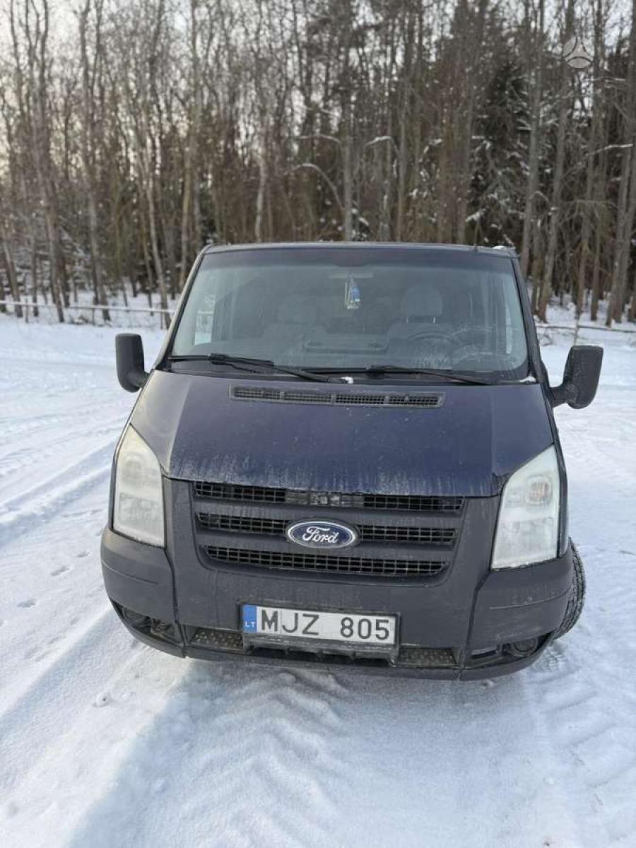 Zils Ford Transit 2010 Viļņa, ar dzinēja tilpumu 2.20 L un nobraukumu 241 tūkst. km par 5300 €, foto 3 vietnē AUTOMOTO.COM.LV