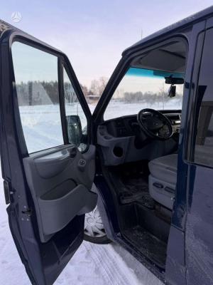 Zils Ford Transit 2010 Viļņa, ar dzinēja tilpumu 2.20 L un nobraukumu 241 tūkst. km par 5300 €, foto 10 vietnē AUTOMOTO.COM.LV