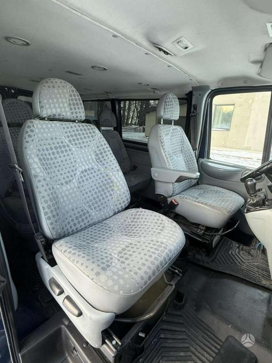 Zils Ford Transit 2010 Viļņa, ar dzinēja tilpumu 2.20 L un nobraukumu 241 tūkst. km par 5300 €, foto 11 vietnē AUTOMOTO.COM.LV