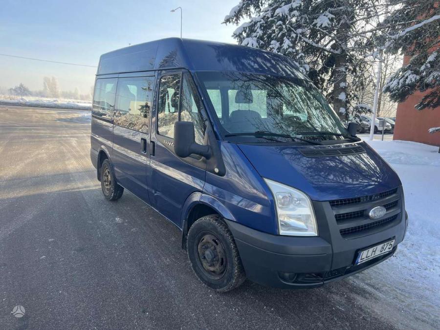Blue Ford Transit 2010 in Vilnius, with an engine capacity of 2.20 L and mileage of 325 thousand km for 3499 €, photo 1 on AUTOMOTO.COM.LV