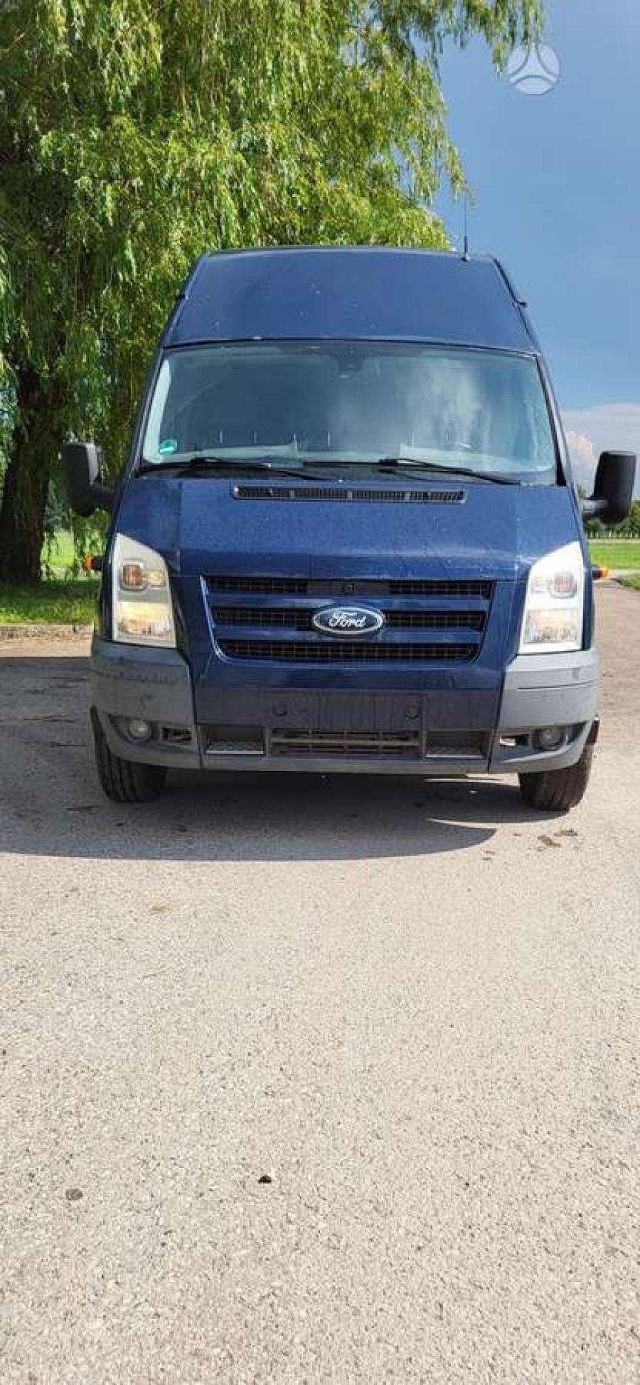 Blue Ford Transit 2011 in Marijampole, with an engine capacity of 2.40 L and mileage of 214 thousand km for 5900 €, photo 5 on AUTOMOTO.COM.LV