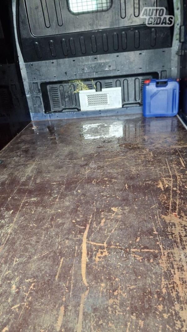 Zils Ford Transit 2012 Kauņa, ar dzinēja tilpumu 2.20 L un nobraukumu 280 tūkst. km par 4800 €, foto 10 vietnē AUTOMOTO.COM.LV