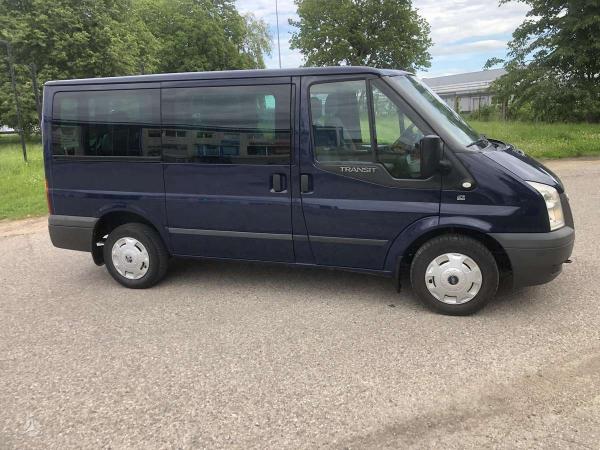 Zils Ford Transit 2012 Kauņa, ar dzinēja tilpumu 2.20 L un nobraukumu 132 tūkst. km par 7150 €, foto 5 vietnē AUTOMOTO.COM.LV