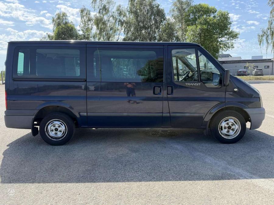 Blue Ford Transit 2012 in Marijampole, with an engine capacity of 2.20 L and mileage of 125 thousand km for 6600 €, photo 7 on AUTOMOTO.COM.LV